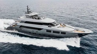 Tecnomar motor yacht Modus sold